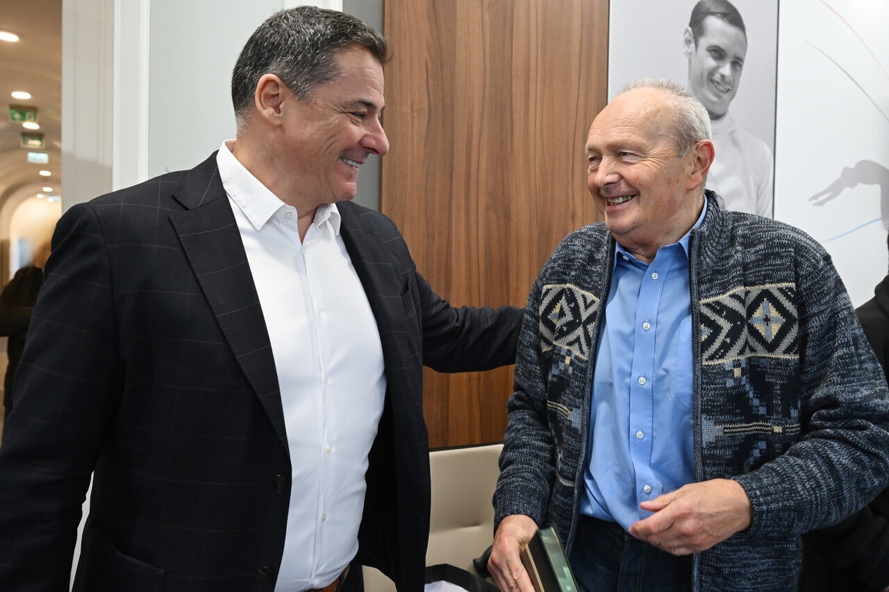 Gyulay Zsolt is köszöntötte a 75 éves Török Lászlót